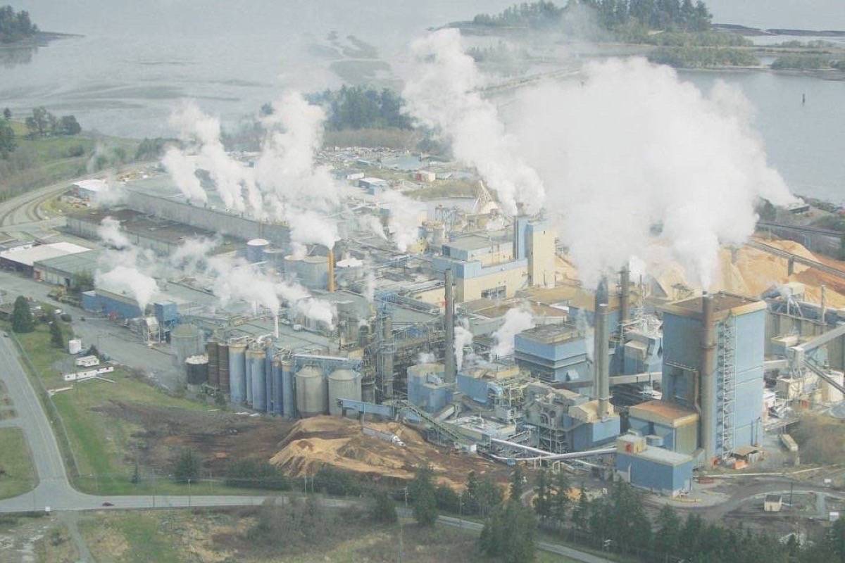 B.C. urges Ottawa to help paper mills fight tariff | Victoria News